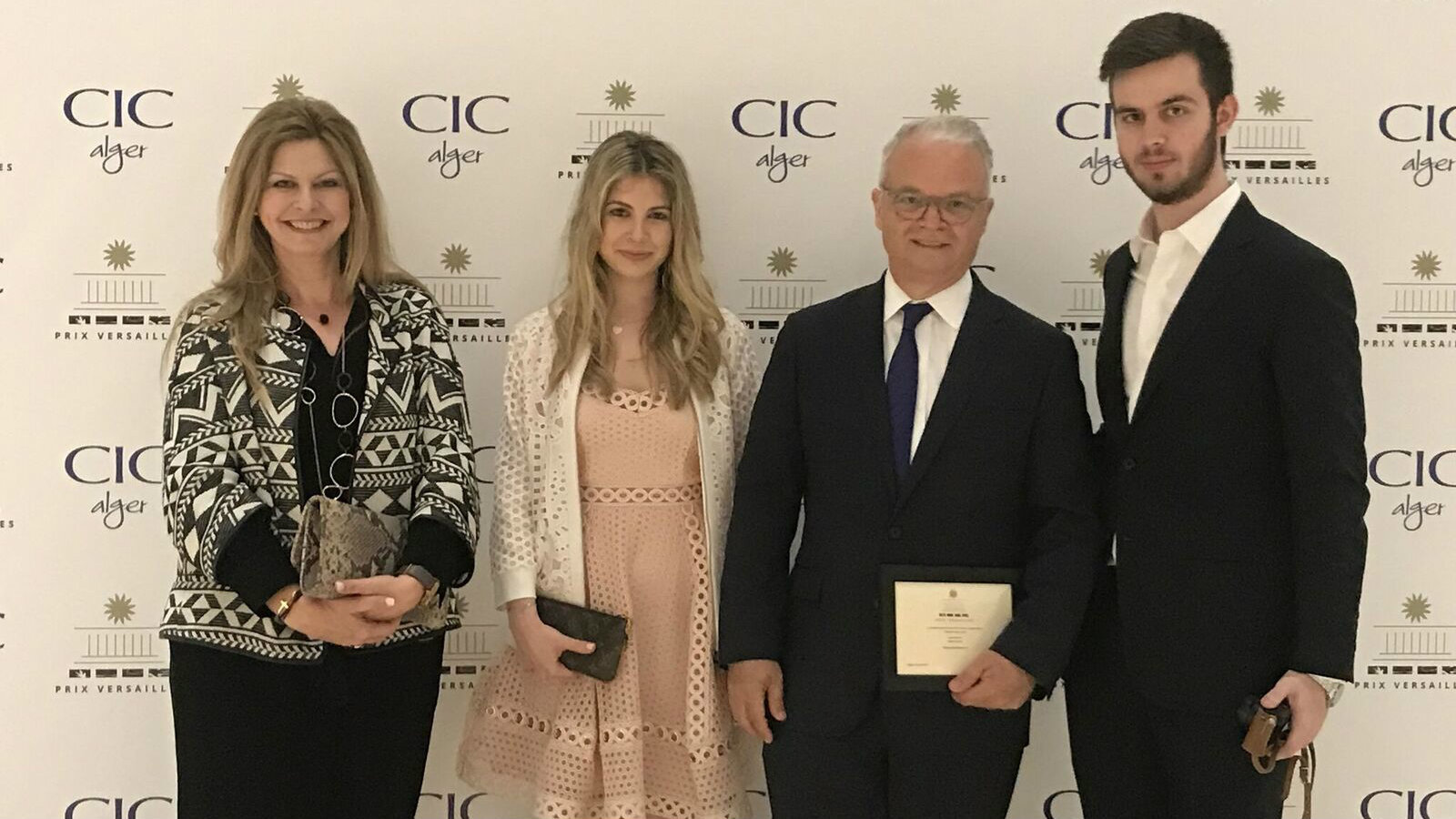 Πανευρωπαϊκό ειδικό βραβείο PrixVersailles2018 απέσπασε το γραφείο ...