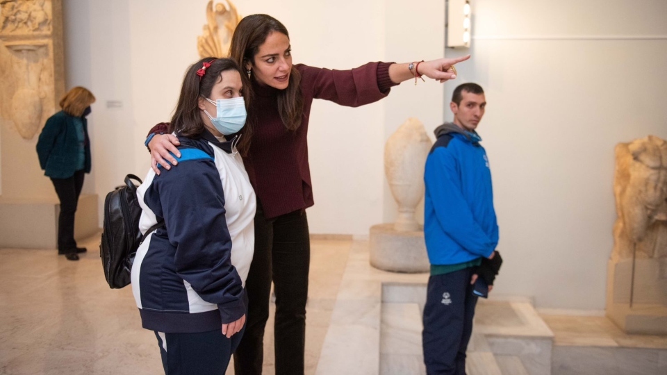 Δωρεάν πρόσβαση για τα ΑμεΑ σε μουσεία με σκανάρισμα της Ψηφιακής ...
