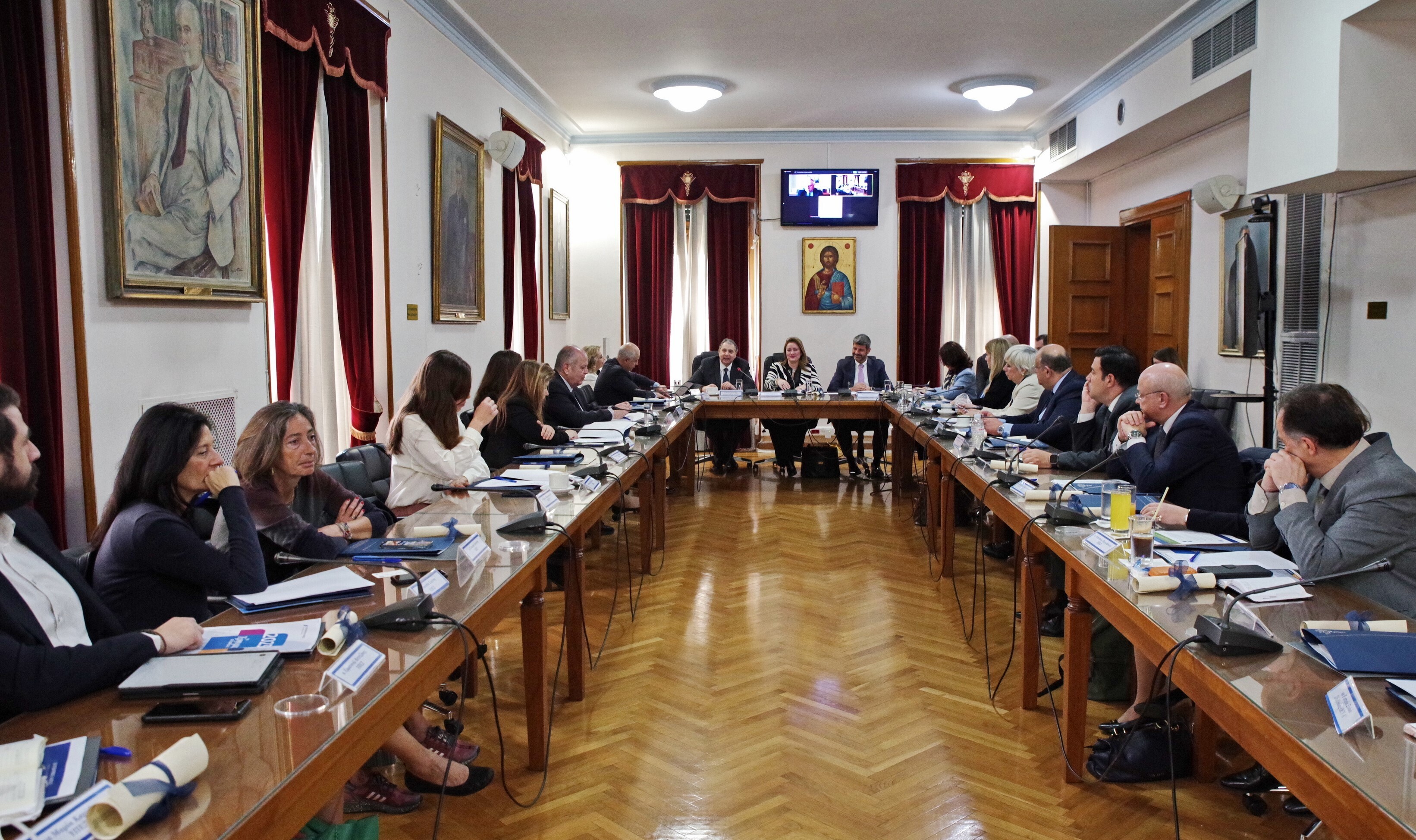 Ενέργεια, εξαγωγές και επενδύσεις τα «3Ε» της εξωστρέφειας