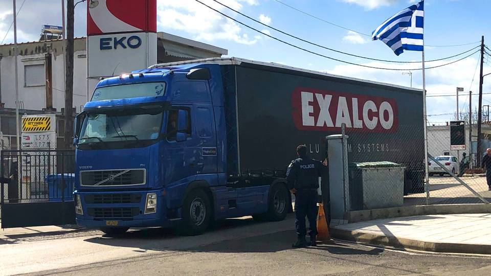 Η Exalco στις Καστανιές - «Δώρισε υλικά για την περίφραξη των συνόρων»