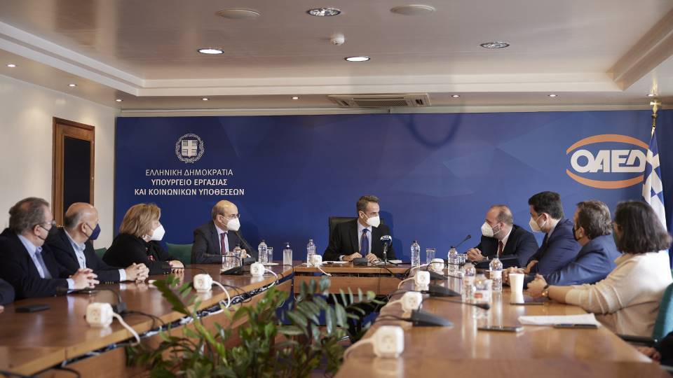 86.000 νέες θέσεις εργασίας το 2022, από τα προγράμματα του ΟΑΕΔ