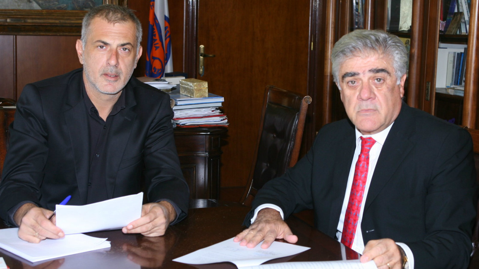 Σύμφωνο συνεργασίας μεταξύ του Δήμου Πειραιά και του Εκπαιδευτικού ...